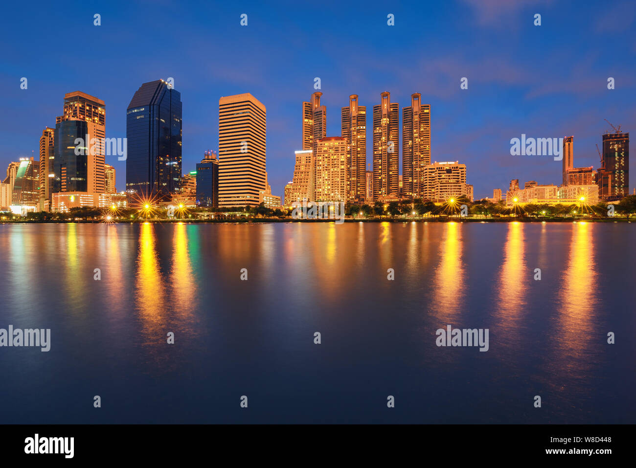 Modern city reflection hi-res stock photography and images - Alamy