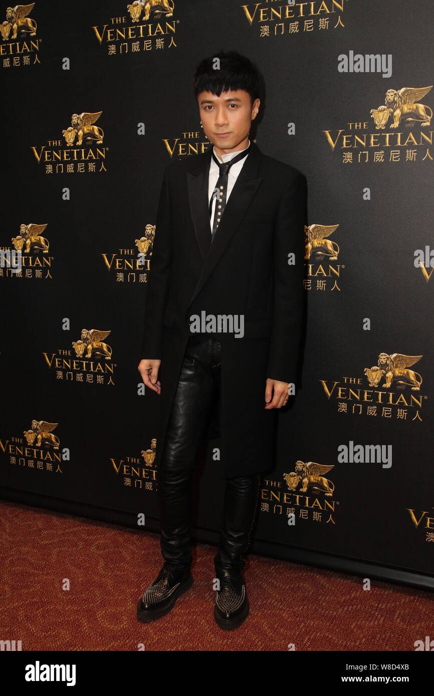 Hong kong singer leo ku hi-res stock photography and images - Alamy