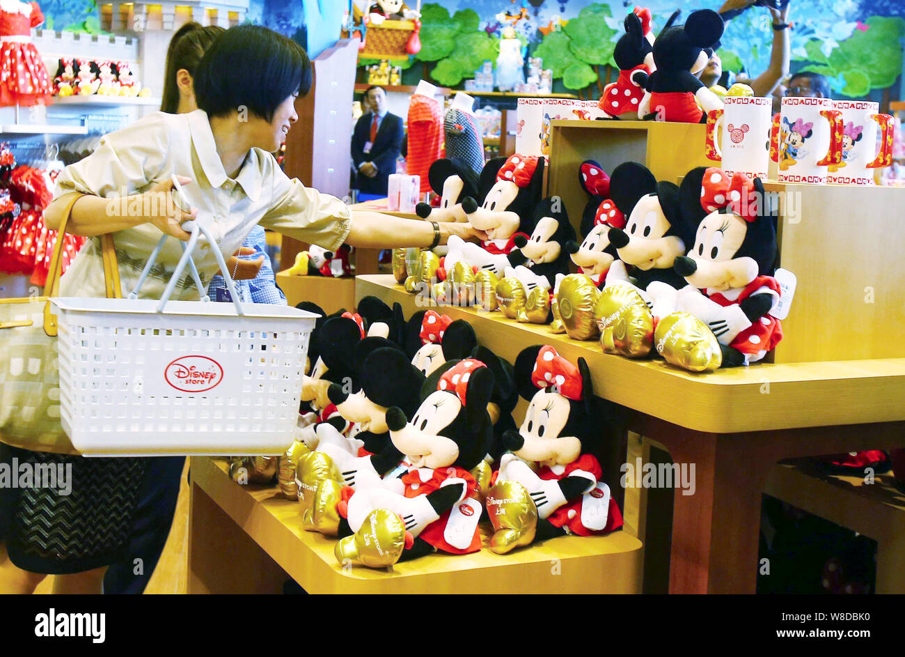 Mini mouse hi-res stock photography and images - Alamy