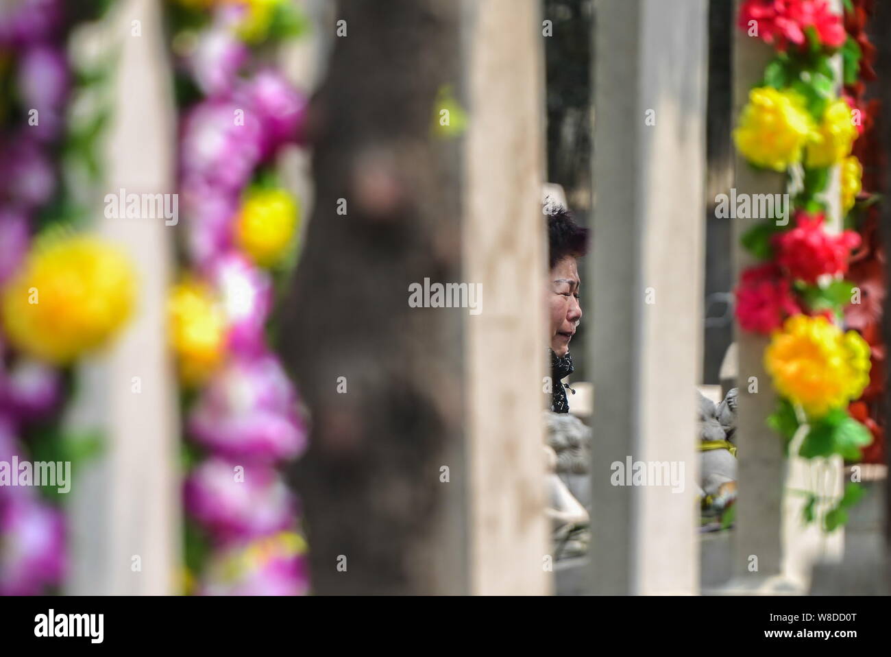Babaoshan cemetery hi-res stock photography and images - Alamy