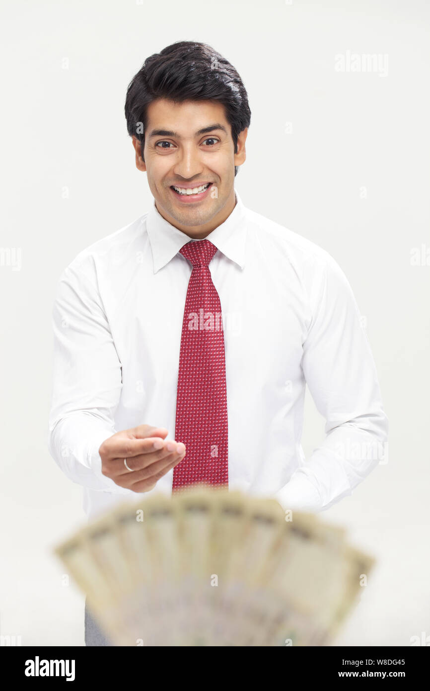 Dishonest smile hi-res stock photography and images - Alamy