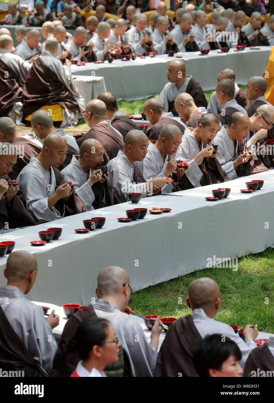 Tea ritual hi-res stock photography and images - Alamy