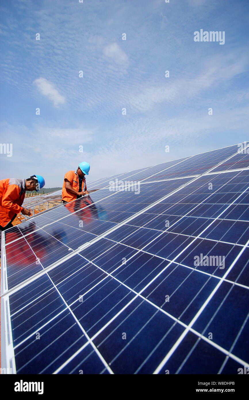 Leping leping city east chinas hi-res stock photography and images - Alamy