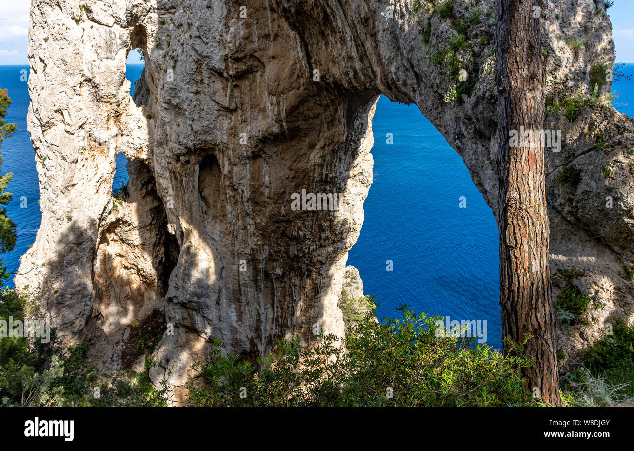 Italy, Capri, panorama and details of the natural arch Stock Photo - Alamy