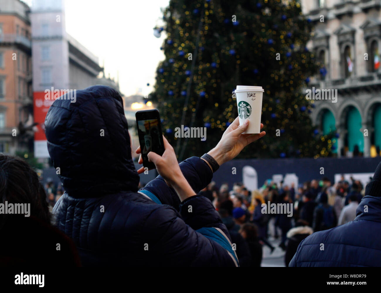 Photo Of A Starbucks High Resolution Stock Photography and Images - Alamy