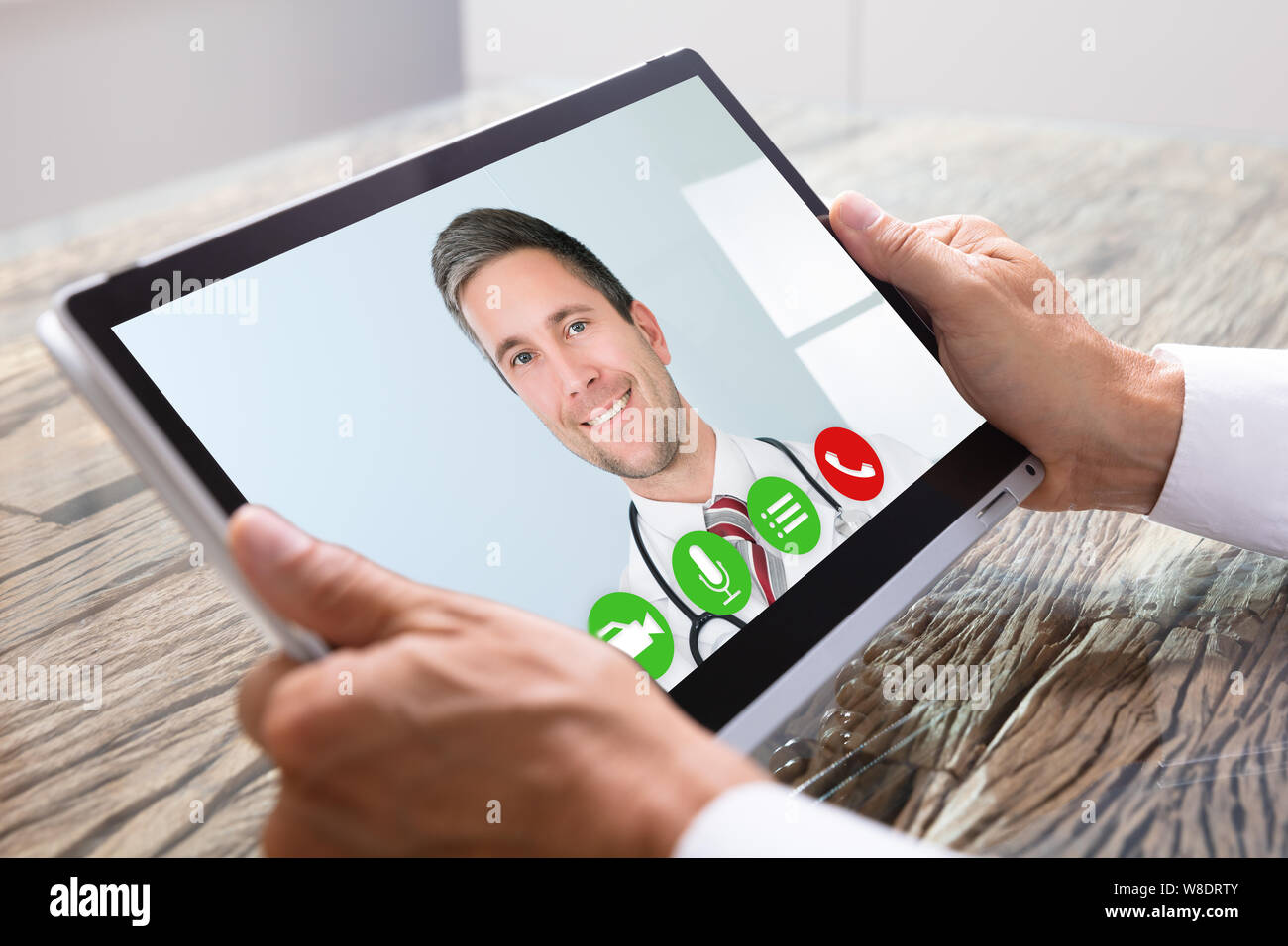 O video hi-res stock photography and images - Alamy