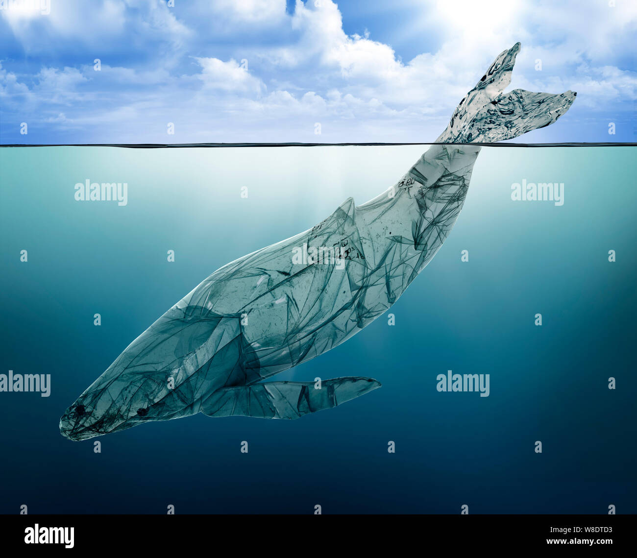 Plastic whale hi-res stock photography and images - Alamy