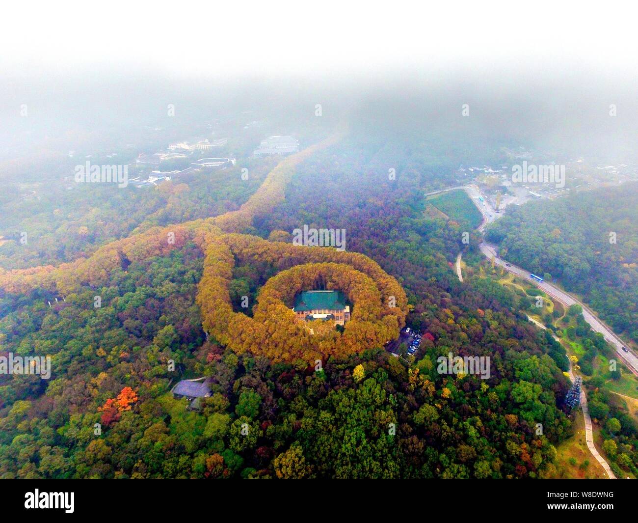 May ling palace hi-res stock photography and images - Alamy