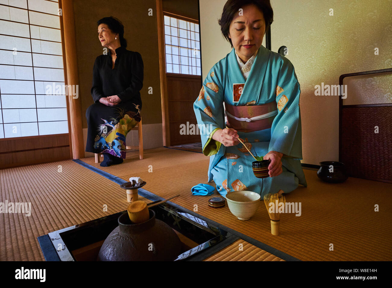 Japan, Honshu island, Kansai region, Kyoto, tea ceremony, tea matcha ...