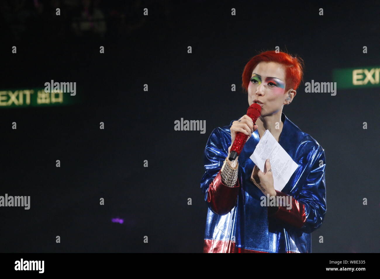Hong kong actress singer sammi cheng hi-res stock photography and ...