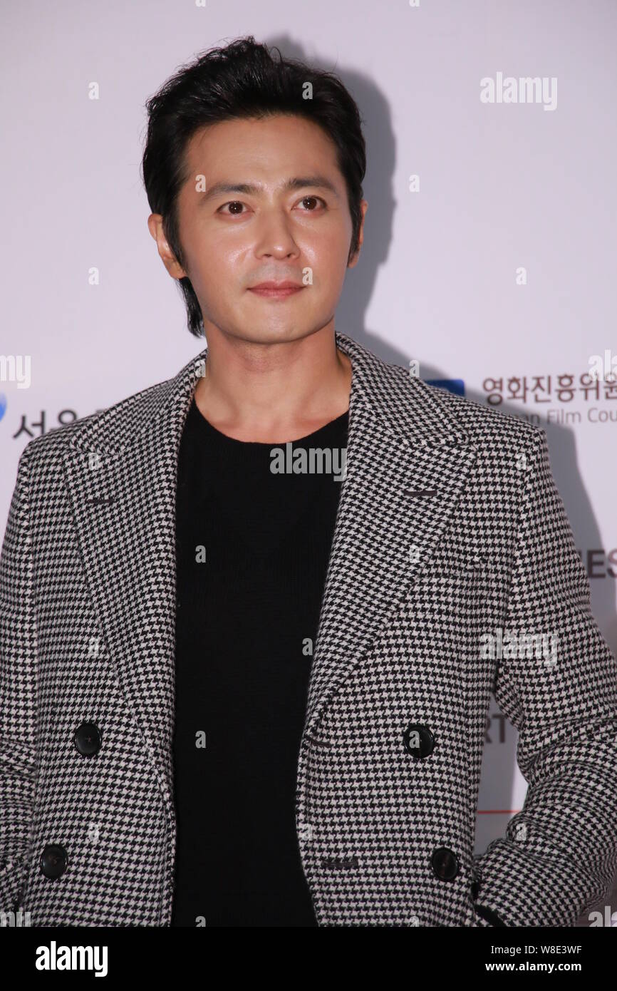 South Korean actor Jang Dong-gun arrives for a press conference for the ...