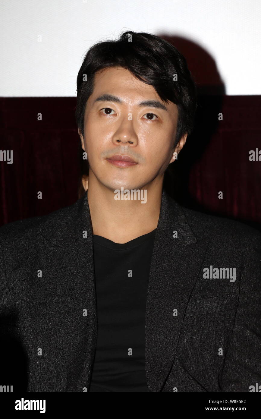 Kwon sang woo hi-res stock photography and images - Alamy