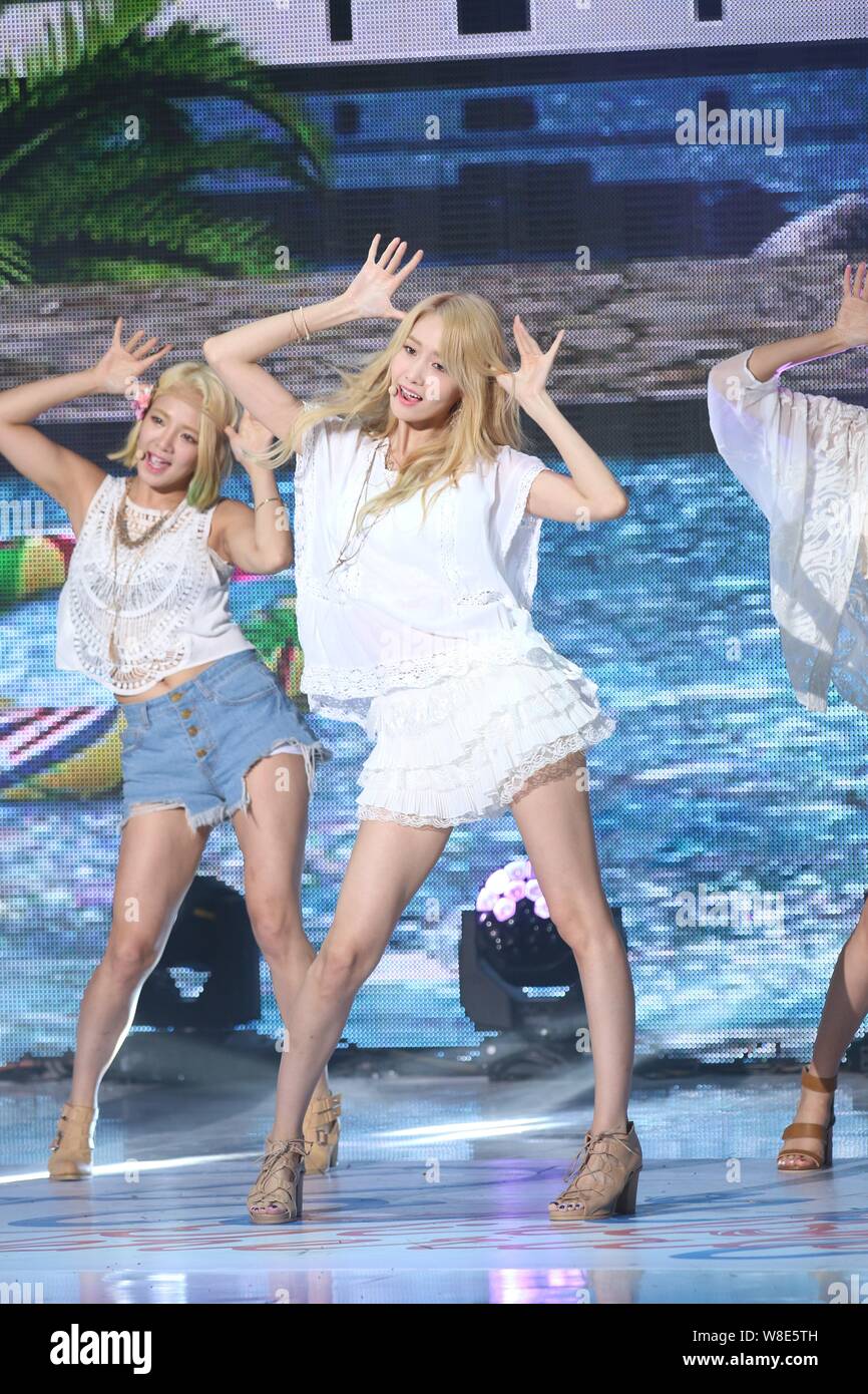 Members of South Korean girl group Girls' Generation perform at a ...