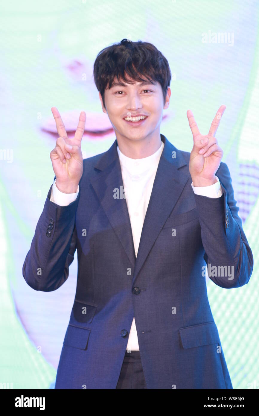 South Korean actor Song Jong-ho poses during a press conference for his ...