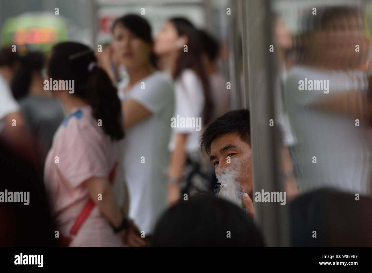 Bus smoking hi-res stock photography and images - Alamy