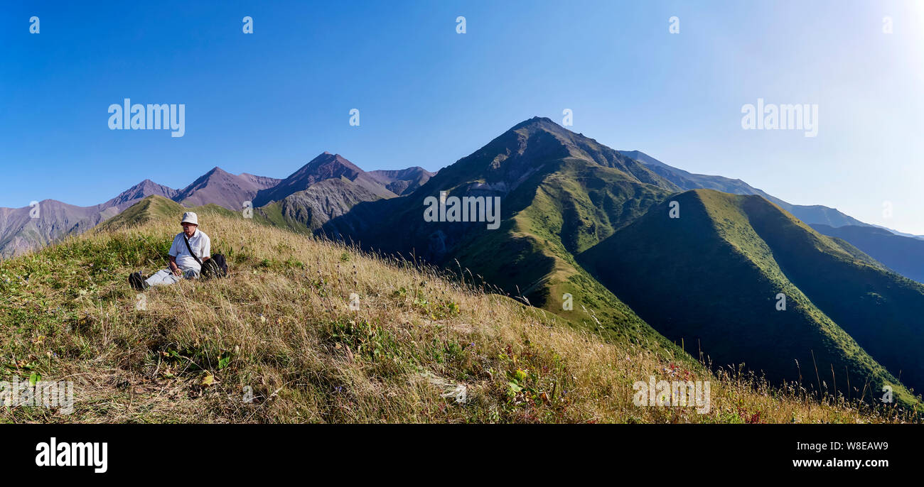 Take distance hi-res stock photography and images - Alamy