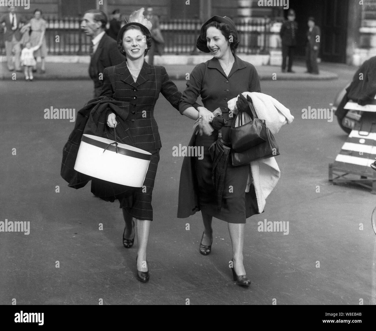 1940s Girls Stock Photos & 1940s Girls Stock Images - Alamy