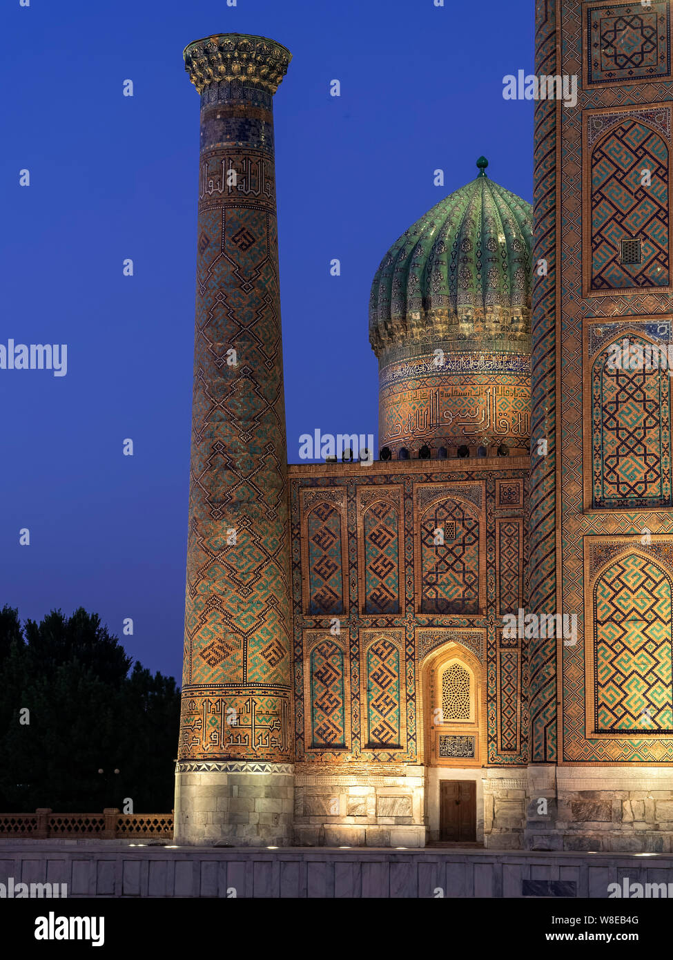 Sherdor Madrasa at Registan Square, Samarkand, Uzbekistan, Asia, UNESCO ...