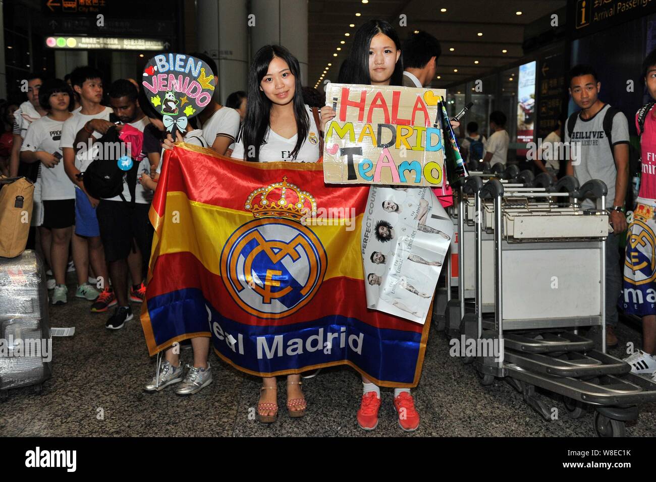 Chinese football fans welcome football players of Real Madrid for the ...