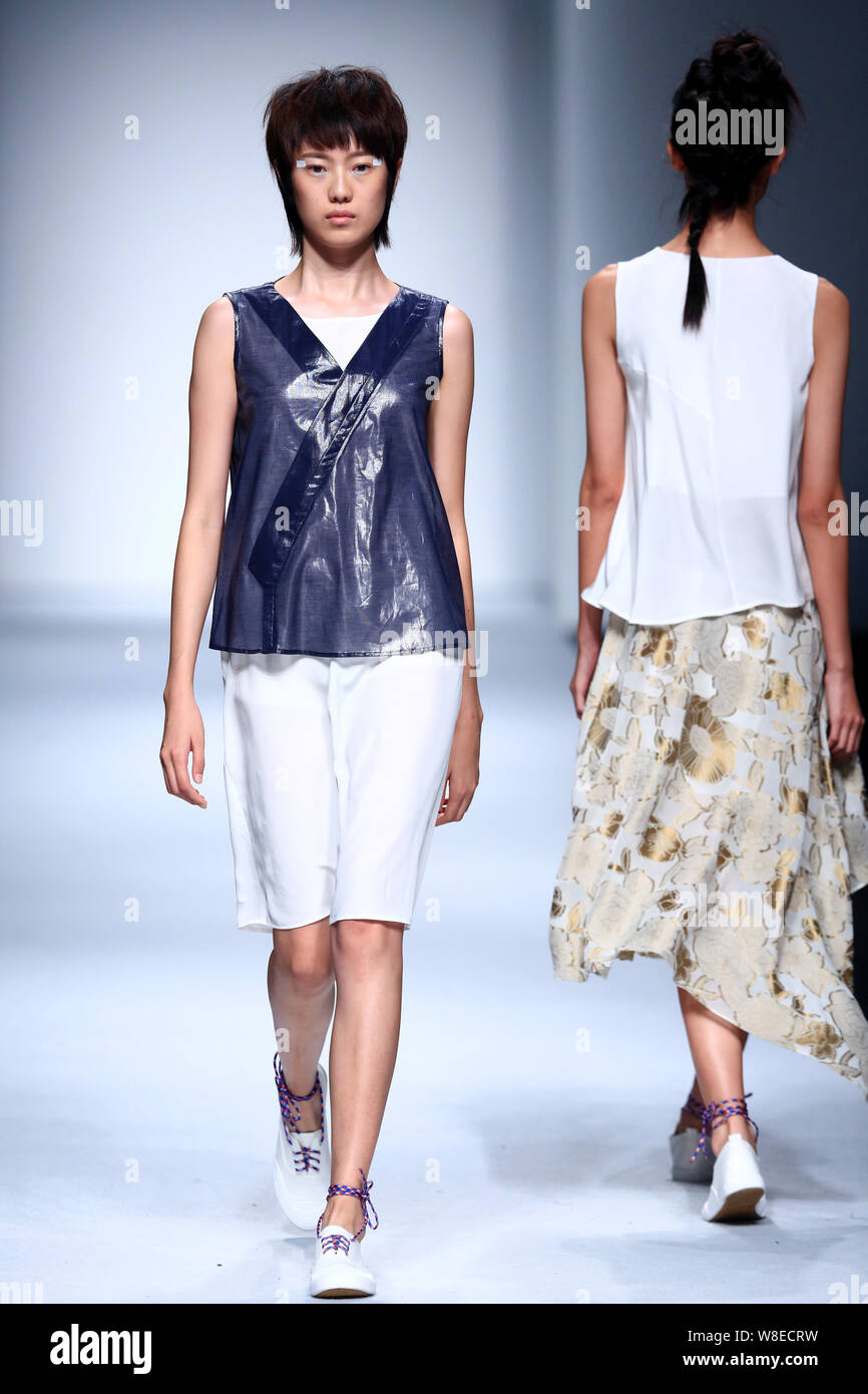 Models display new creations at the "Su.GuangYu x Pepsi" fashion show ...