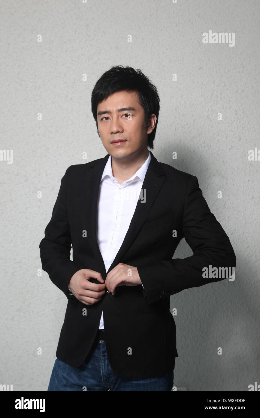Leo chen ou hi-res stock photography and images - Alamy