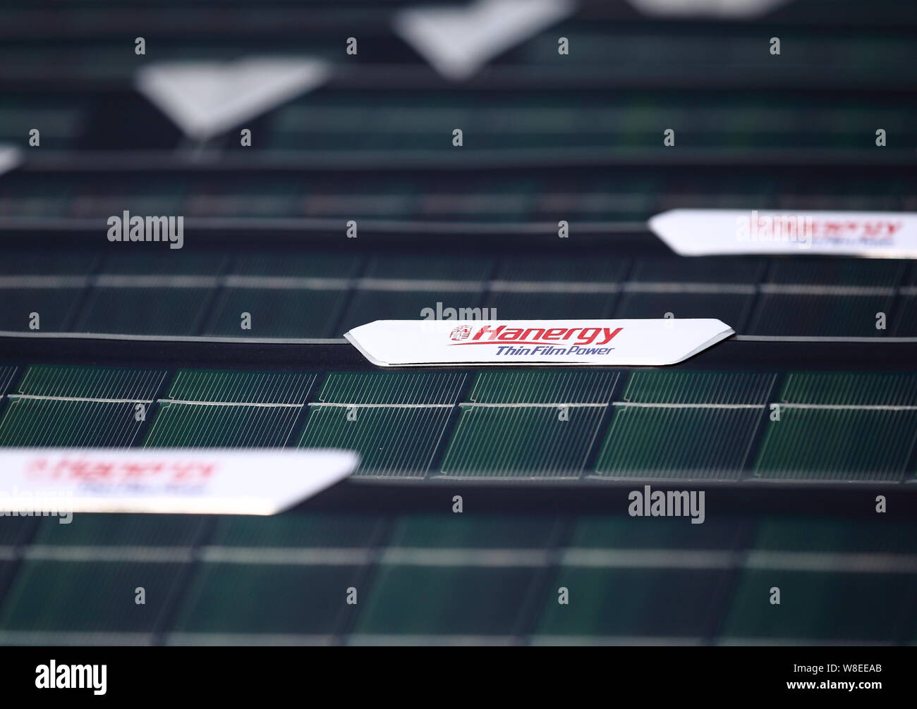 Thin film batteries hi-res stock photography and images - Alamy