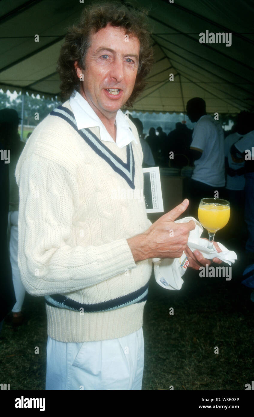 Pacific Palisades, California, USA 29th October 1994 Comedian Eric Idle ...