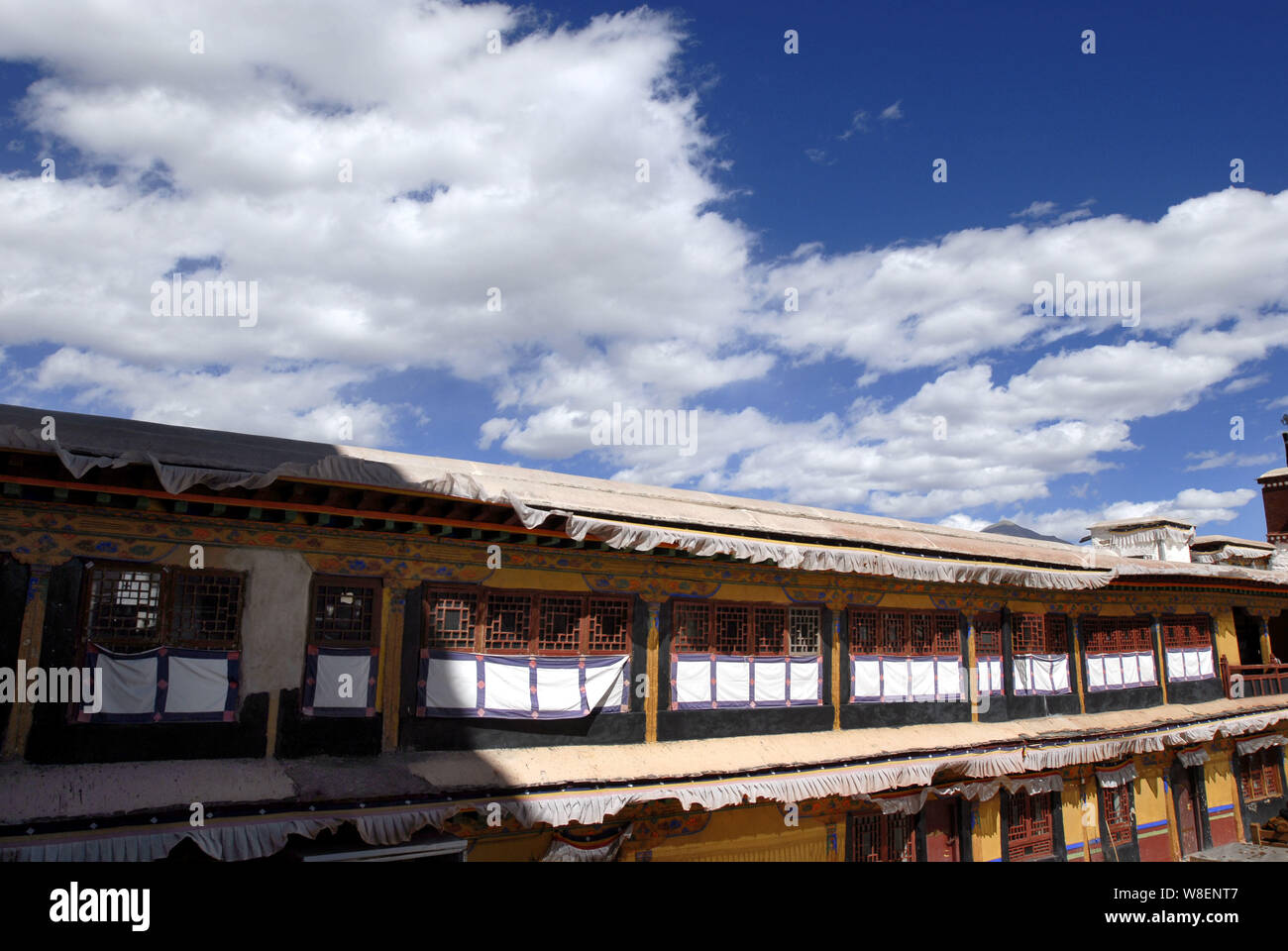 Potala palace interior hi-res stock photography and images - Alamy