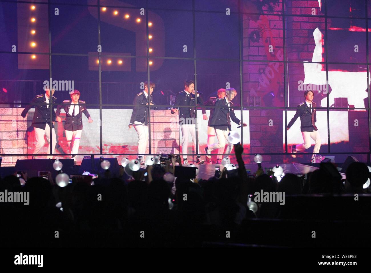 Bangtan boys concert hi-res stock photography and images - Alamy