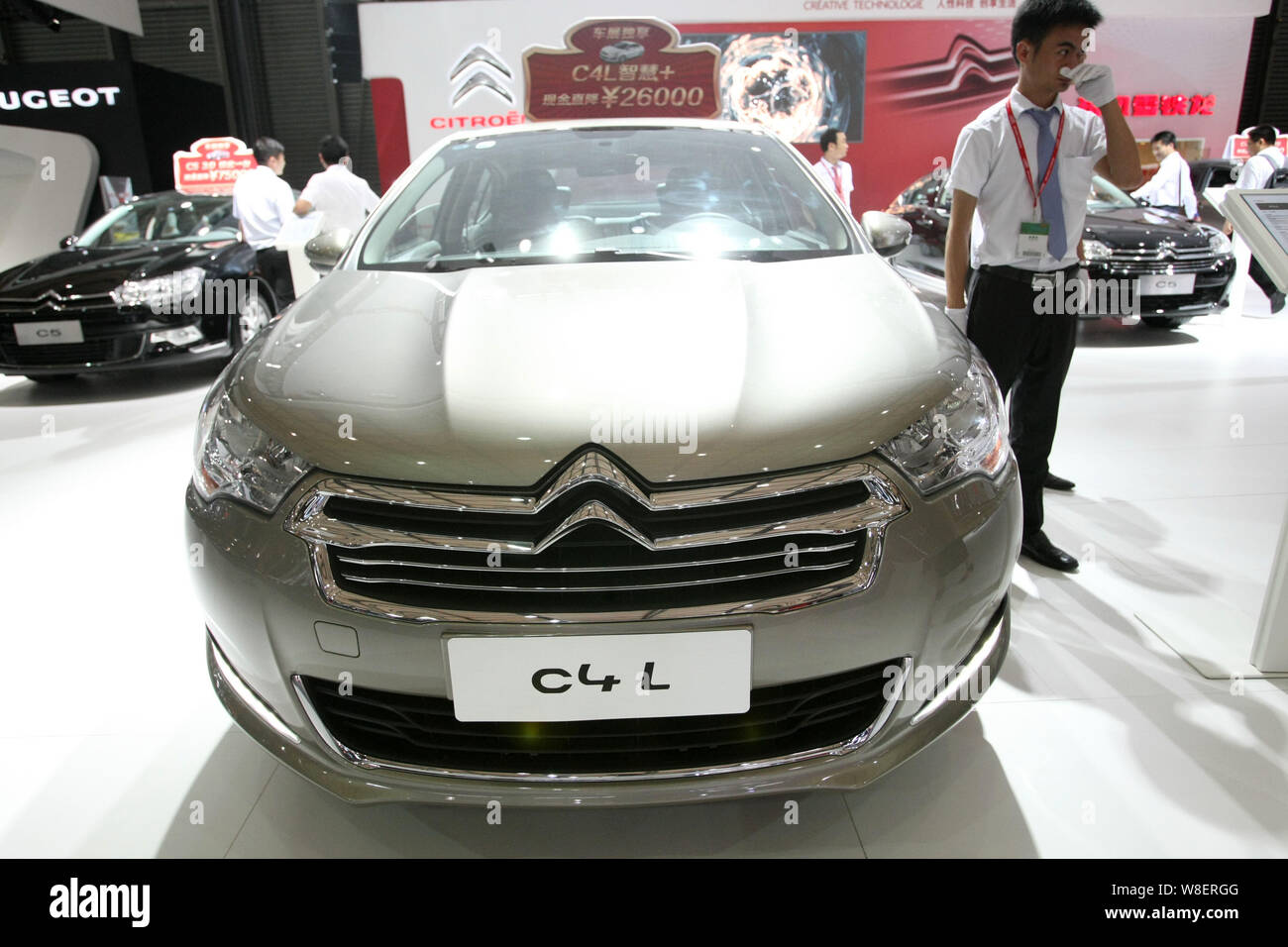 Small car maker hi-res stock photography and images - Alamy