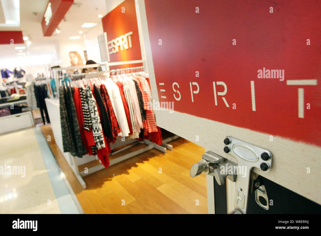 Esprit holdings ltd hi-res stock photography and images - Alamy
