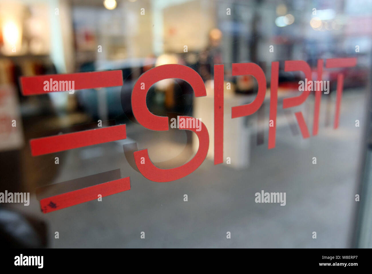 Esprit holdings ltd hi-res stock photography and images - Alamy