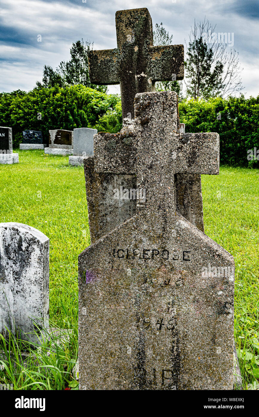 cemetery and church Stock Photo - Alamy