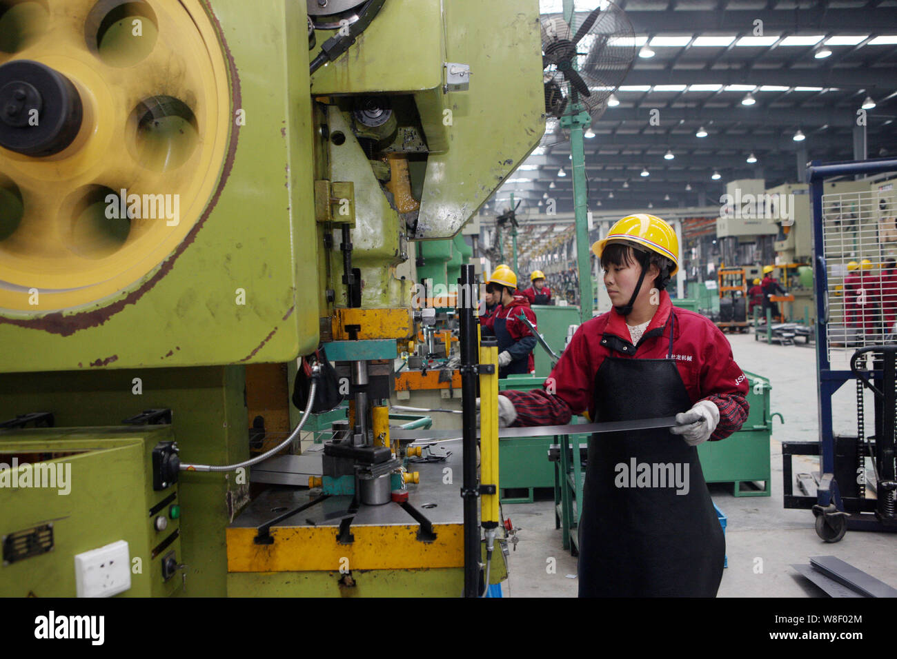 Female steel workers hi-res stock photography and images - Alamy