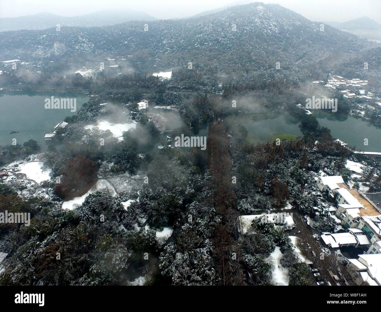 Yang gong causeway hi-res stock photography and images - Alamy