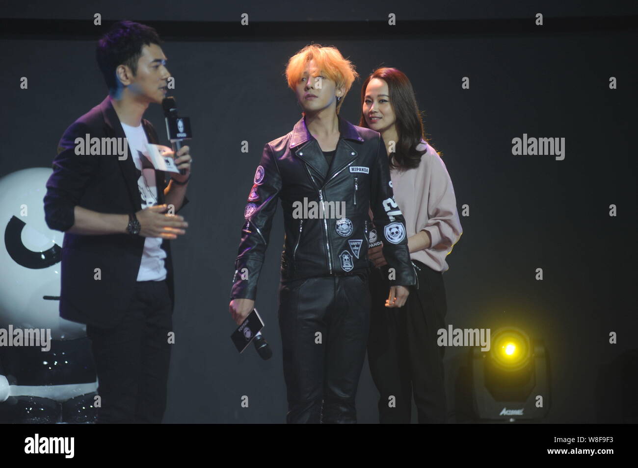 G dragon rapper hi-res stock photography and images - Alamy