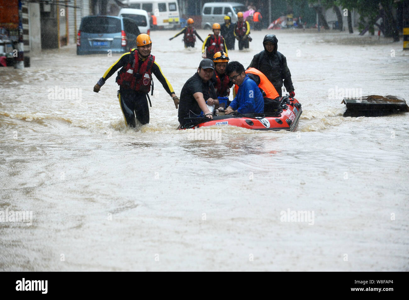 Typhoon chan hom hi-res stock photography and images - Alamy
