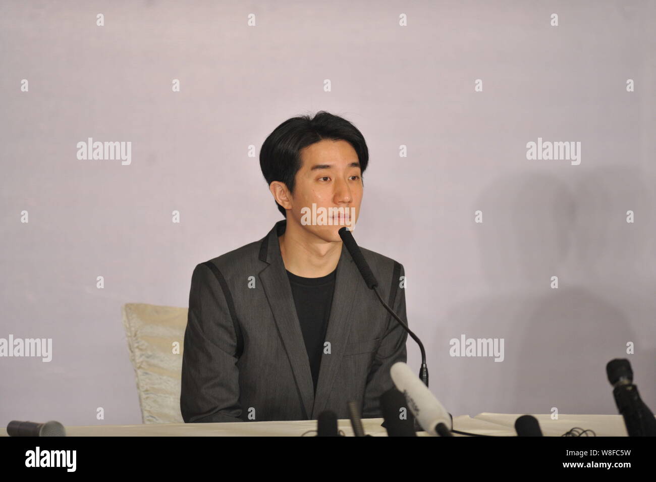 Jackie chan and jaycee chan hi-res stock photography and images - Alamy