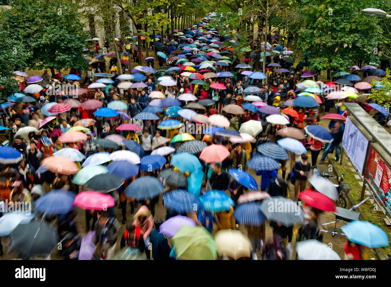 Chinese civil servant examination hi-res stock photography and images ...