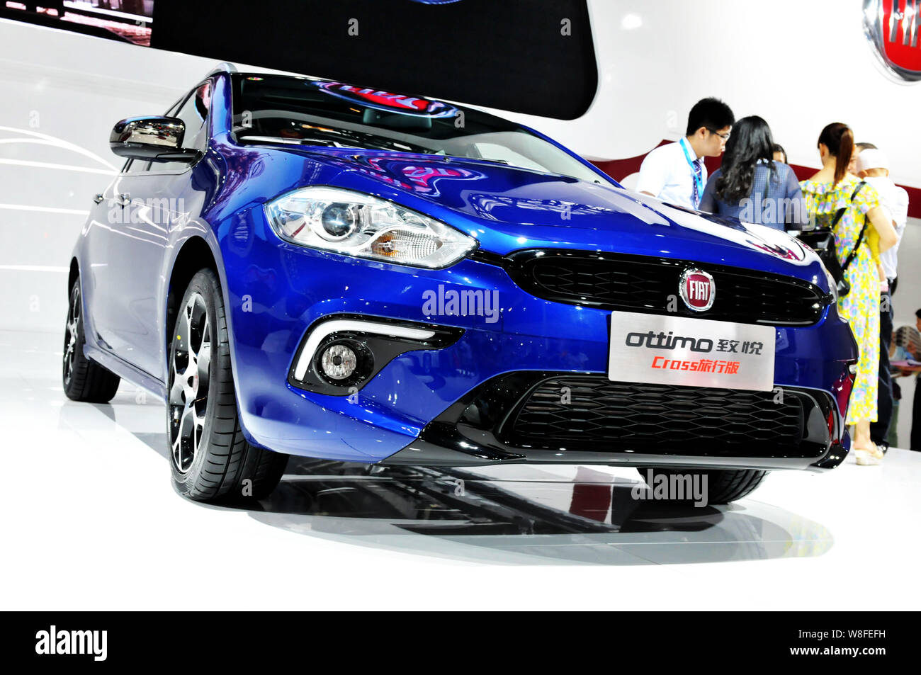 Gac fiat hi-res stock photography and images - Alamy