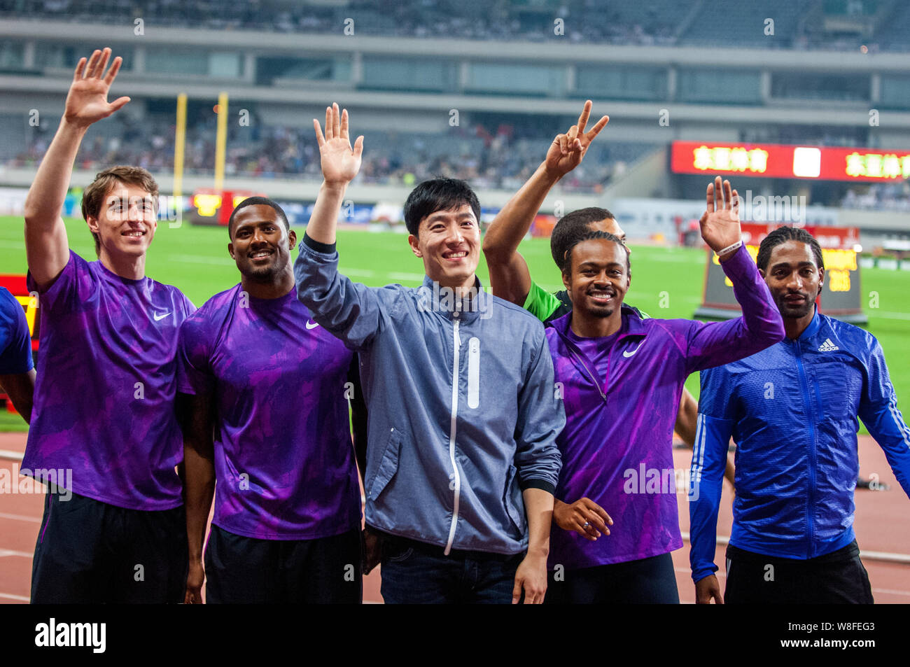 Liu xiang chinese track field hi-res stock photography and images - Alamy