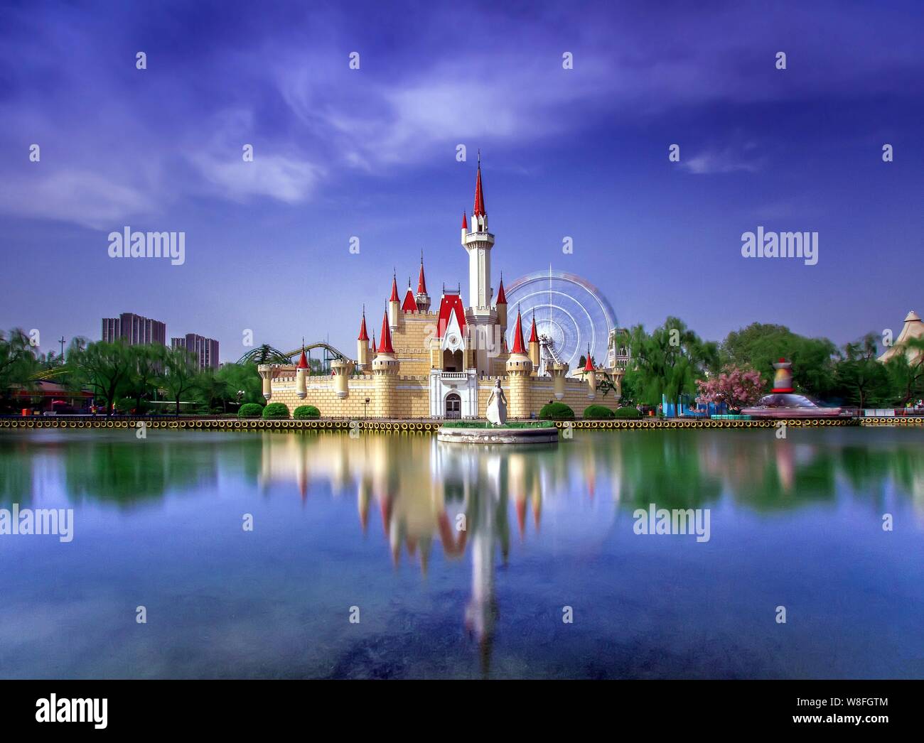 Shijingshan hi-res stock photography and images - Alamy