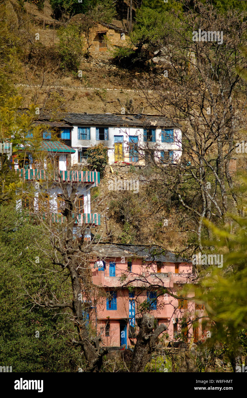 Himalayan traditional houses Stock Photo - Alamy