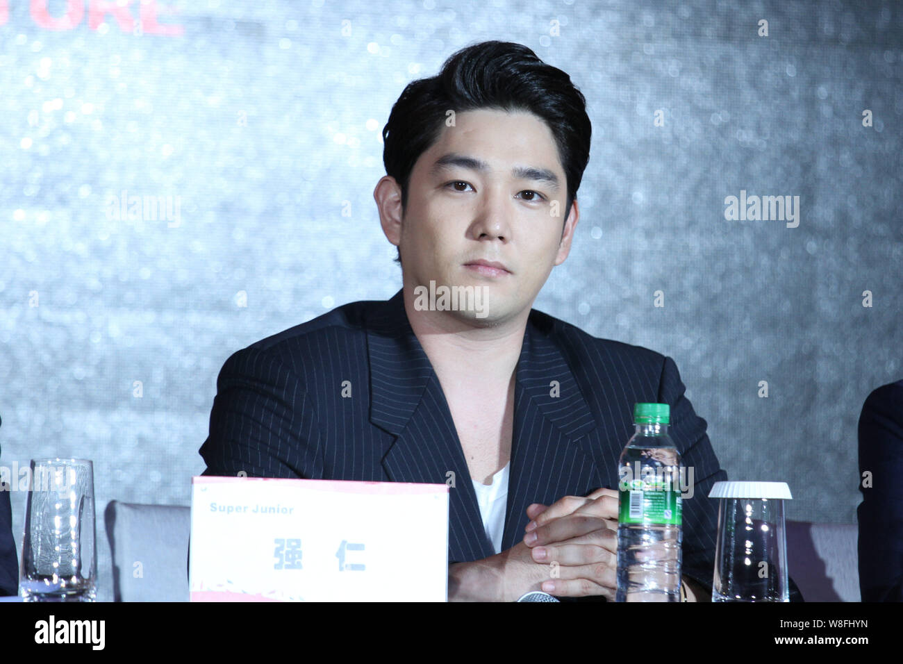 Kim young woon hi-res stock photography and images - Alamy