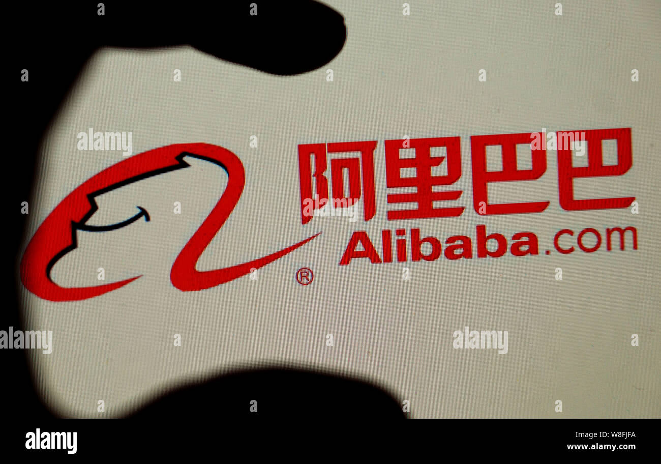 Star wars logo hi-res stock photography and images - Alamy