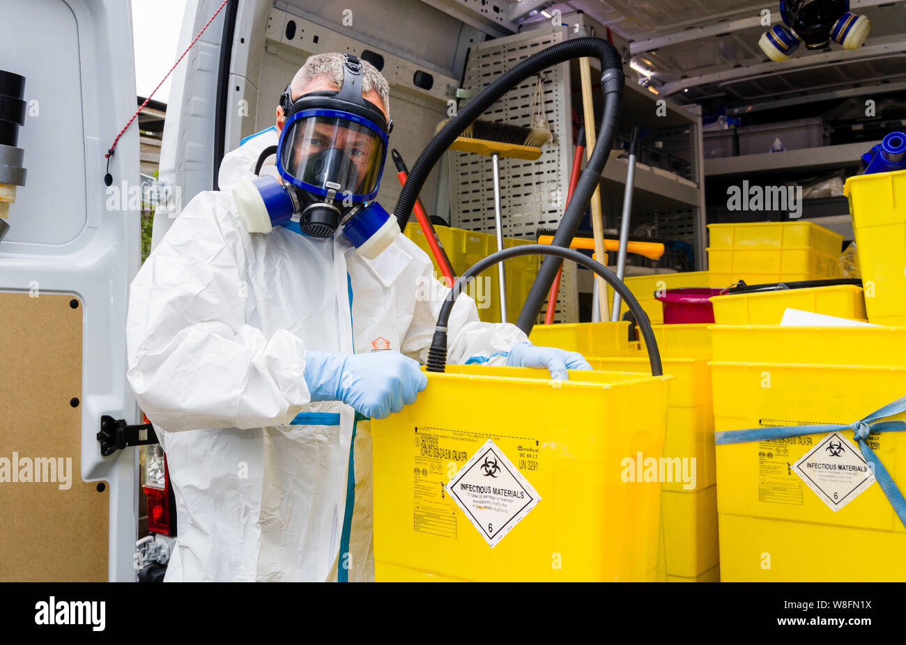 Crime scene cleaner hi-res stock photography and images - Alamy