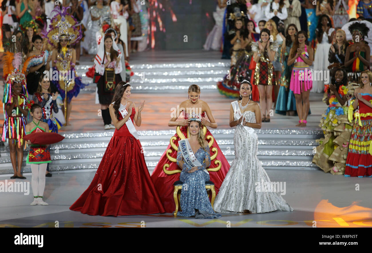 Miss Spain, Mireia Lalaguna Royo, champion of Miss World 2015 is being ...