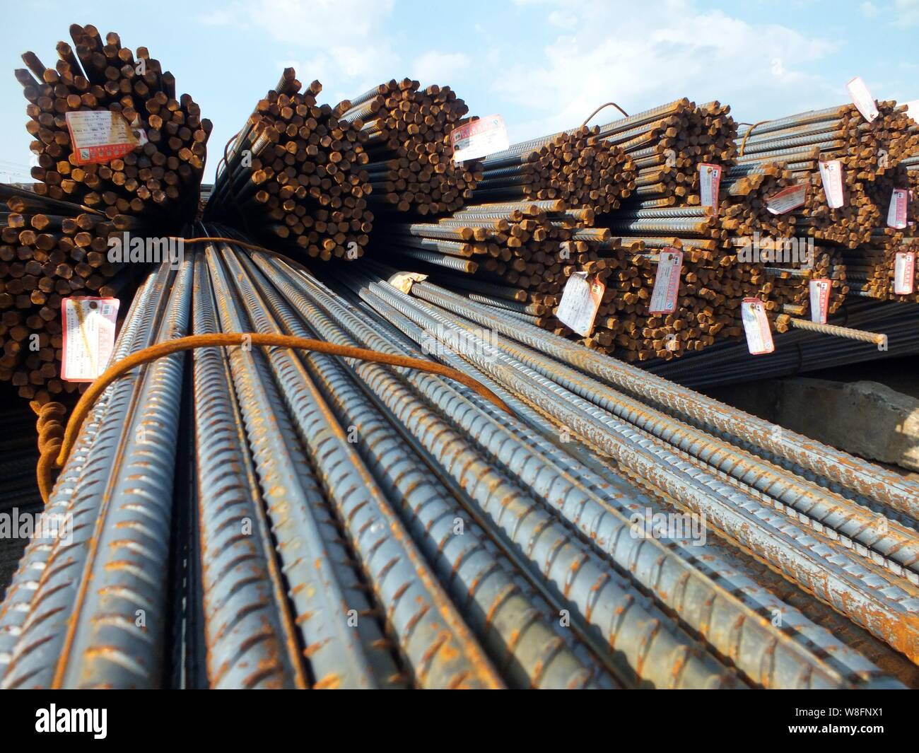 Iron ore steel production hi-res stock photography and images - Alamy