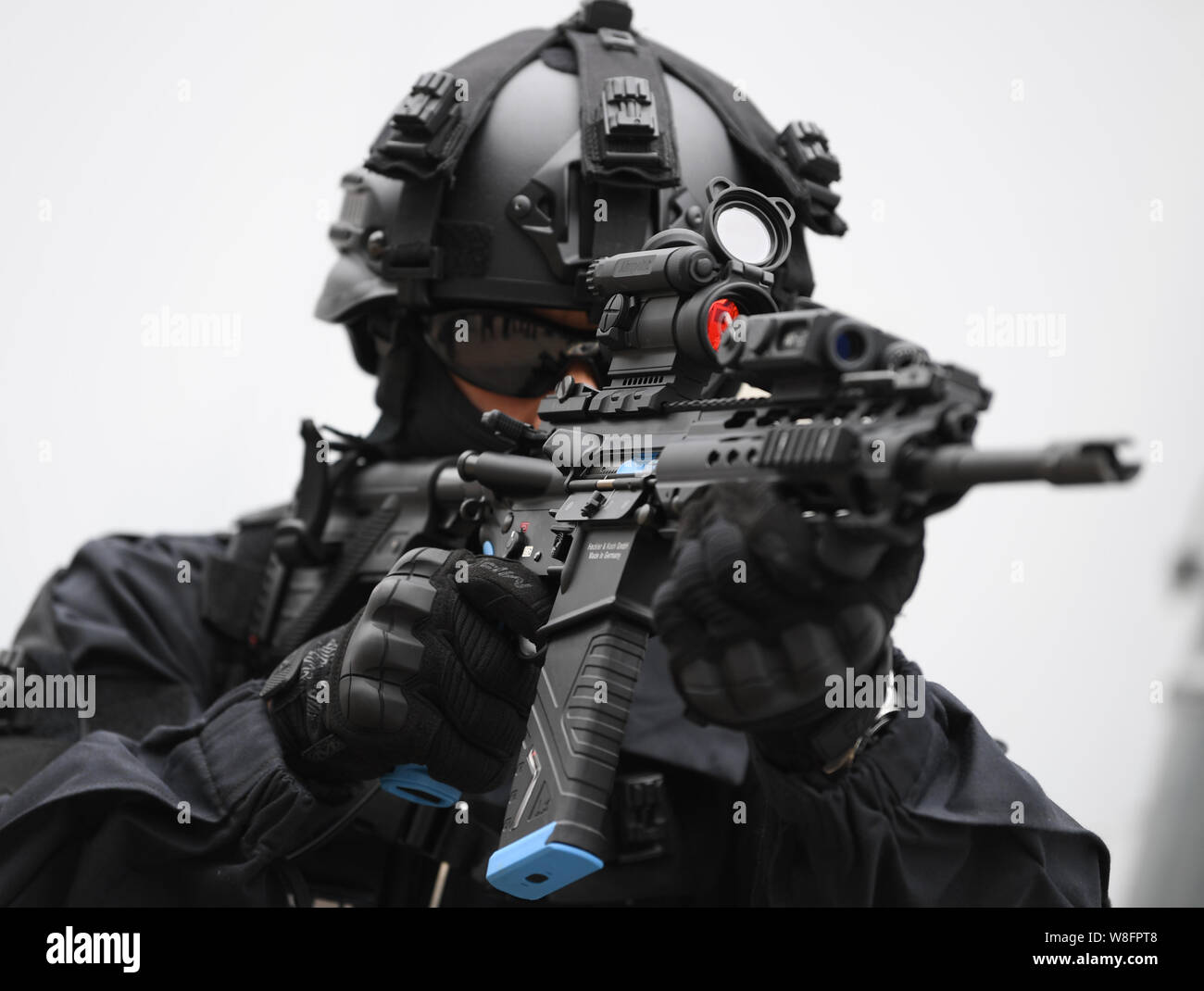 New rifle projectile hi-res stock photography and images - Alamy