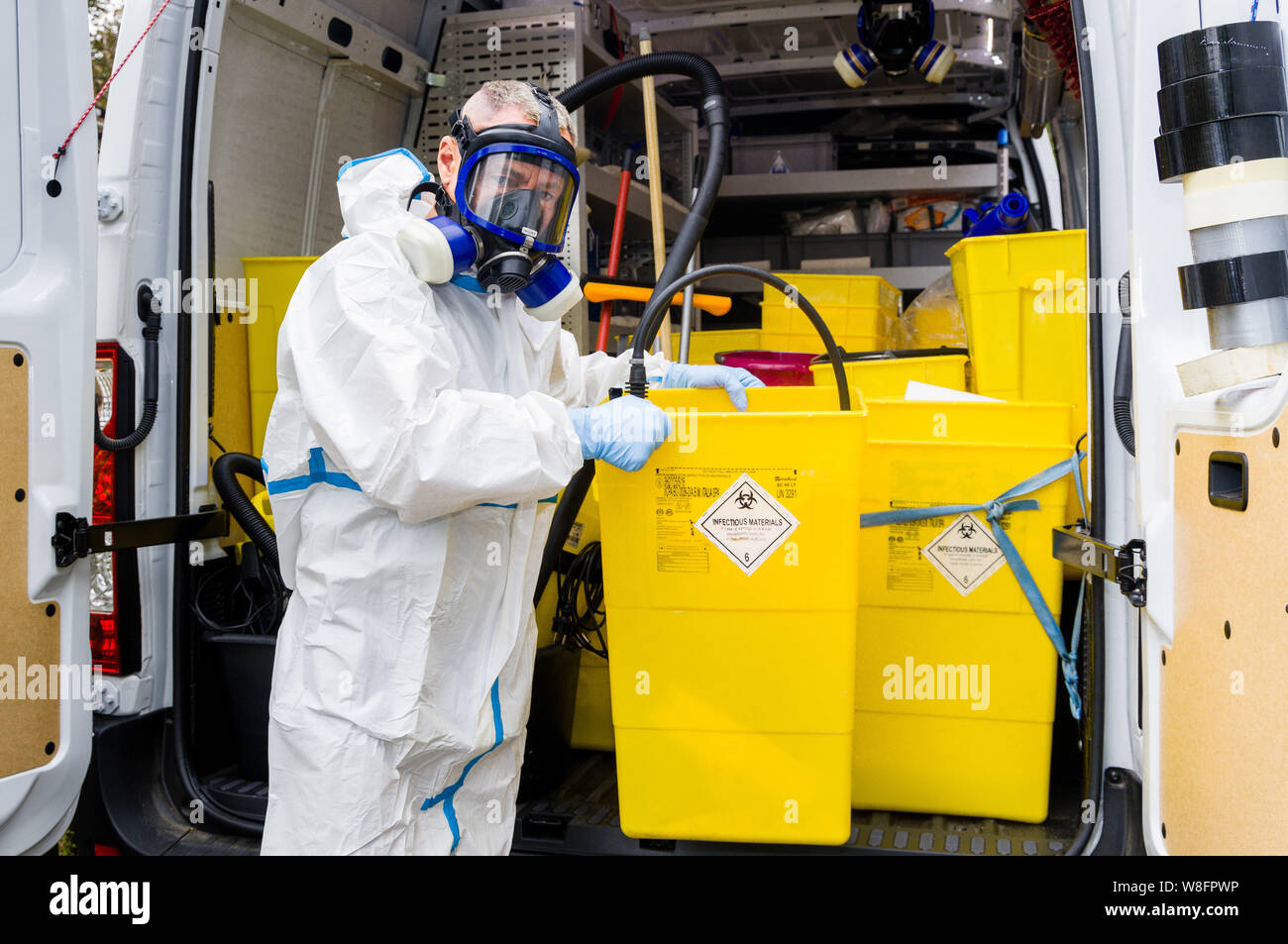 Crime scene cleaner hi-res stock photography and images - Alamy